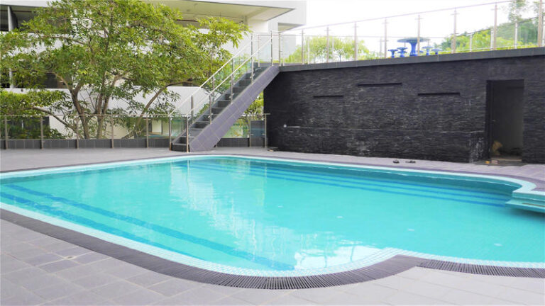 20 BEST Hostels in Kuala Lumpur (2024 Insider Guide)