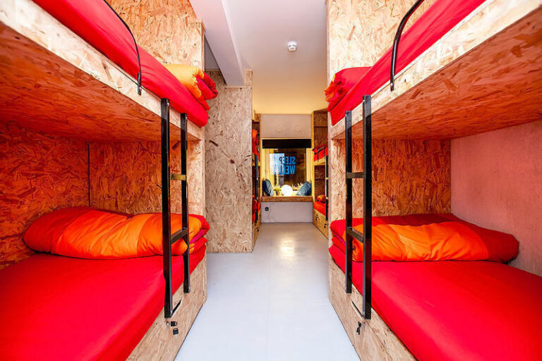 20 BEST Hostels in Saint Petersburg (2026 Insider Guide)