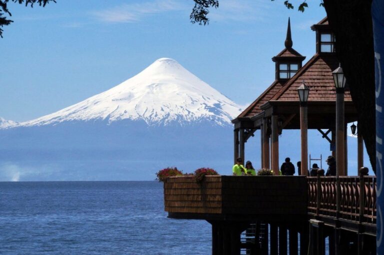 Backpacking Chile - The ULTIMATE Chile Travel Guide (2026)