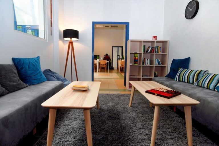 20 BEST Hostels in Warsaw (2026 Insider Guide)