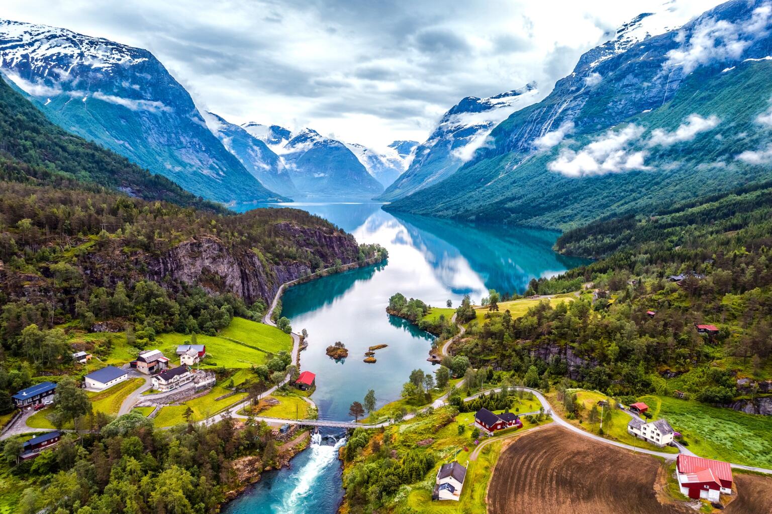 Backpacking Scandinavia - The ULTIMATE Scandinavia Travel Guide (2026)