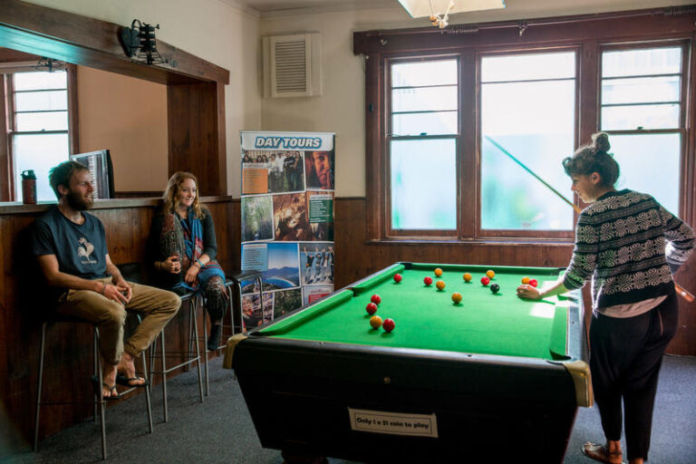 3 BEST Hostels in Hobart (2026 Insider Guide)