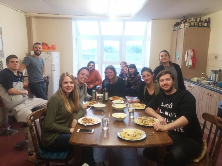 20 BEST Hostels in Ireland (2026 Insider Guide)