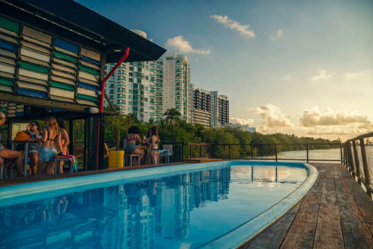 10 BEST Hostels in Mexico (2026 Insider Guide)