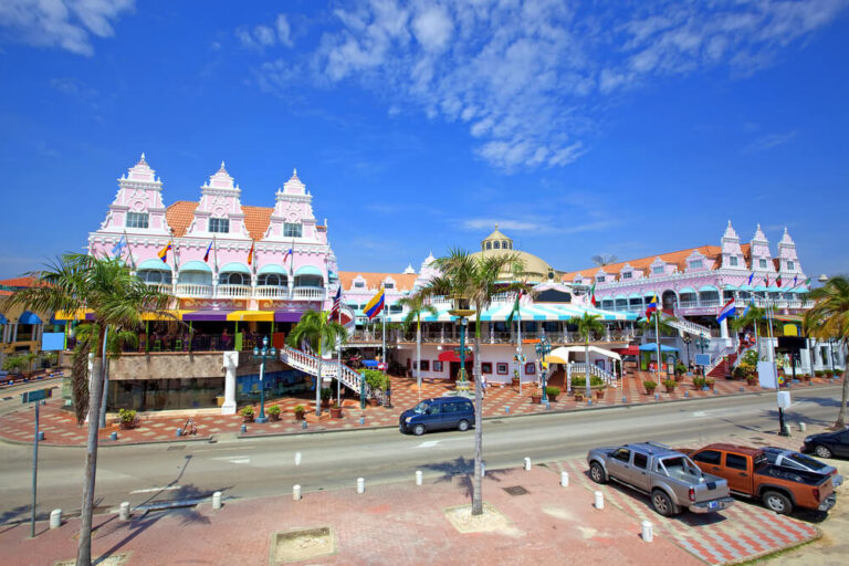 Is Aruba Safe? (Tips + Avoiding Crime in 2026)