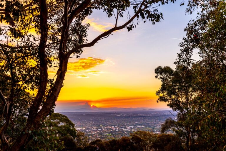 10 BEST Places to Visit in Canberra