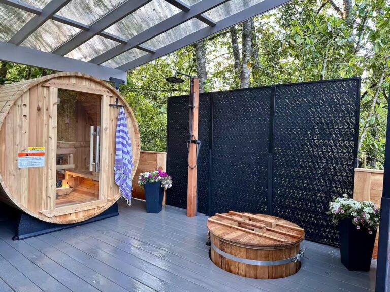 15 EPIC Treehouses and Cabins in Oregon [2026 Edition]
