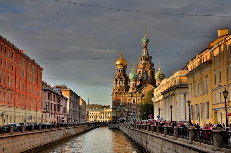 Backpacking Eastern Europe - The ULTIMATE Eastern Europe Travel Guide ...