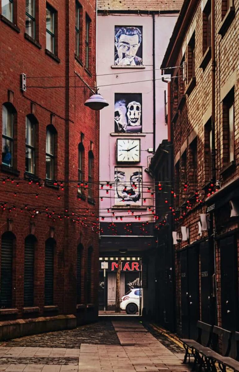 24 UNIQUE Things to Do in Belfast off the Beaten Path in 2026