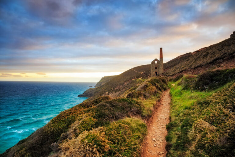 10 EPIC Places to Visit in July 2022