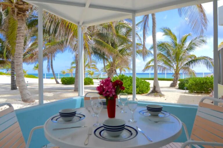 20 STUNNING Vacation Rentals in the Cayman Islands [2026 Edition]
