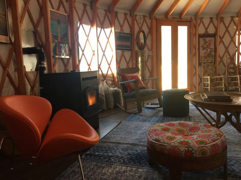 15 STUNNING Glamping Nebraska Sites for 2026 [Insider Guide]