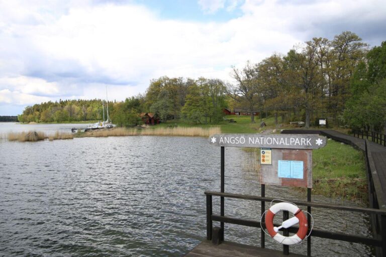 11 STUNNING National Parks in Sweden