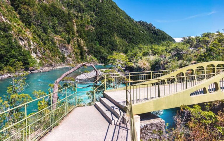11 STUNNING National Parks in Chile