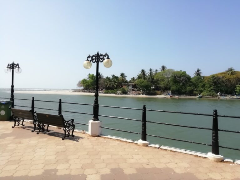 7 UNREAL Beaches in Pondicherry