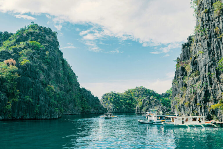 21 of the Most Beautiful Places to Visit in the Philippines