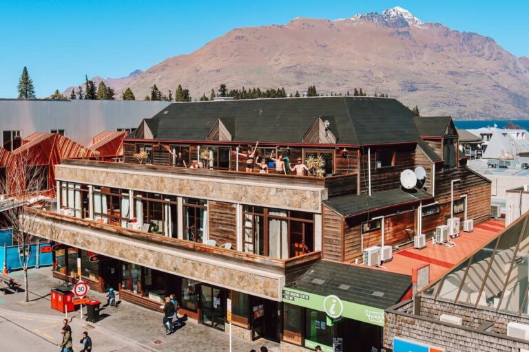 The 5 Best Hostels in New Zealand: 2026 Edition