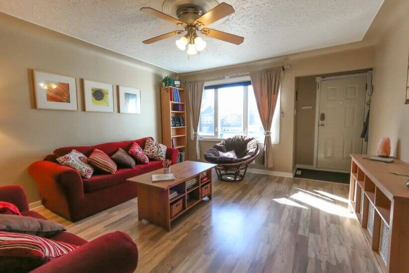 16 of the Best Airbnbs in Edmonton: My Top Picks