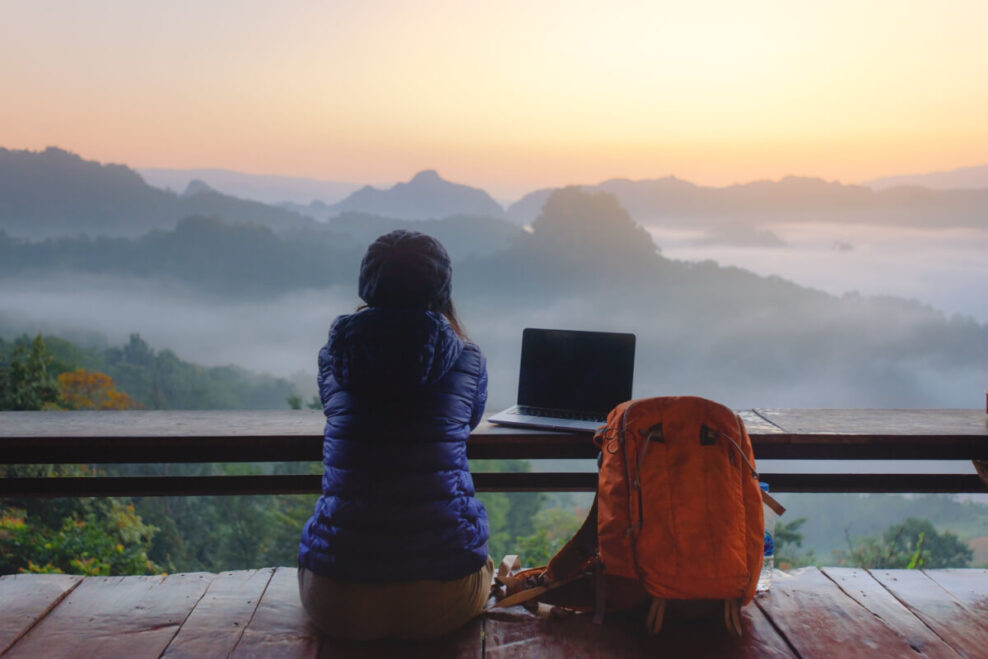 Work & Travel 101 - The Broke Backpacker